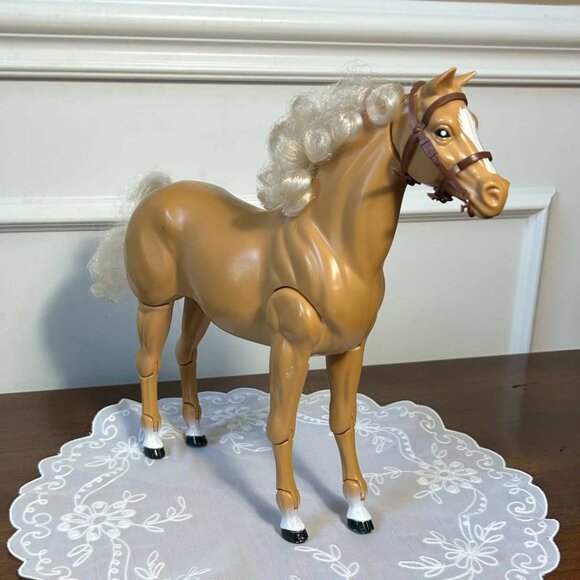 Art | Vintage 1983 Barbie Tan Horse | Poshmark